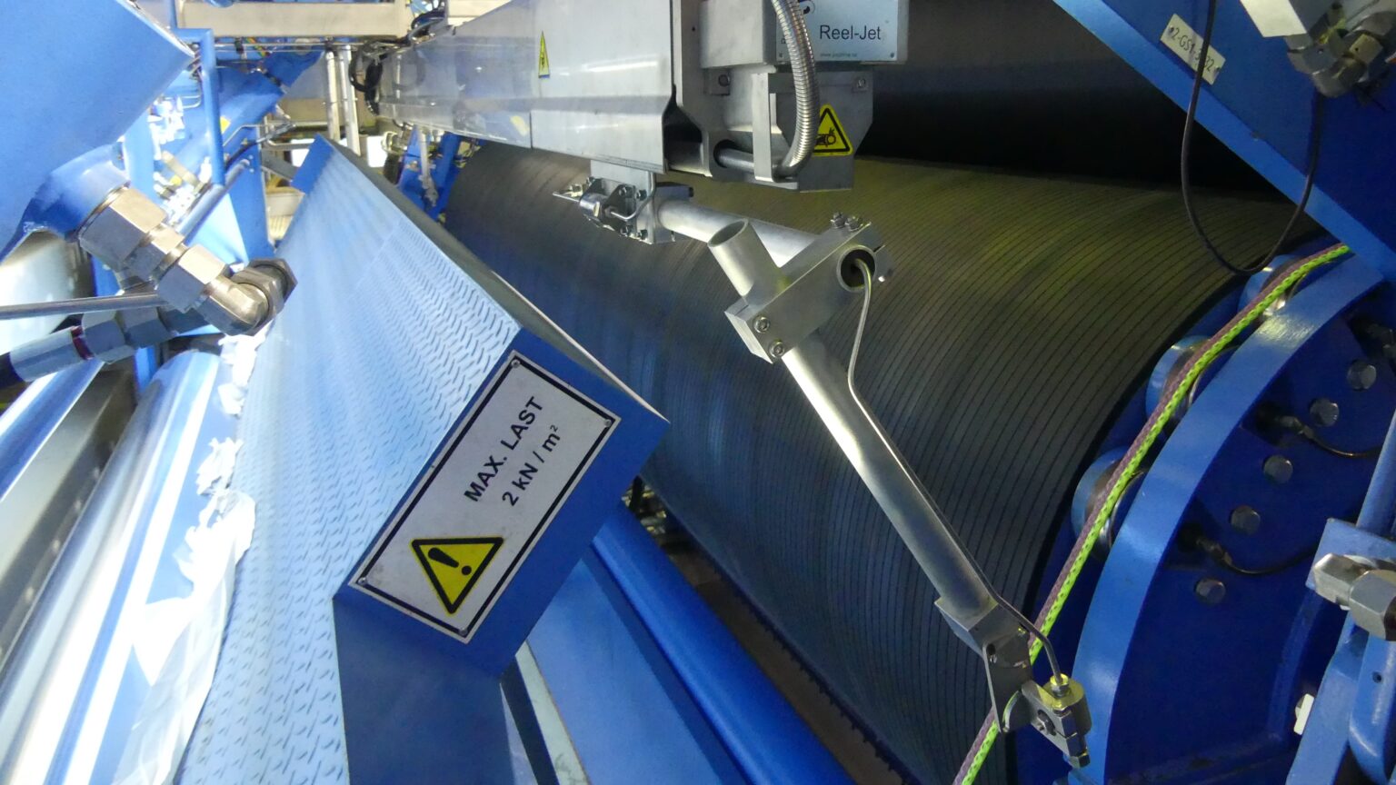 Water-Jet Turn-Up System Enhancing Operational Efficiency